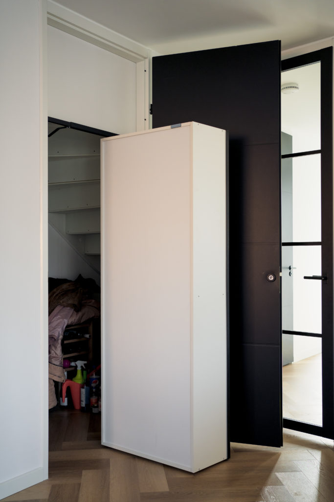 Kast in Kast: De slimme draaikast met verstelbare planken – Perfecte ...