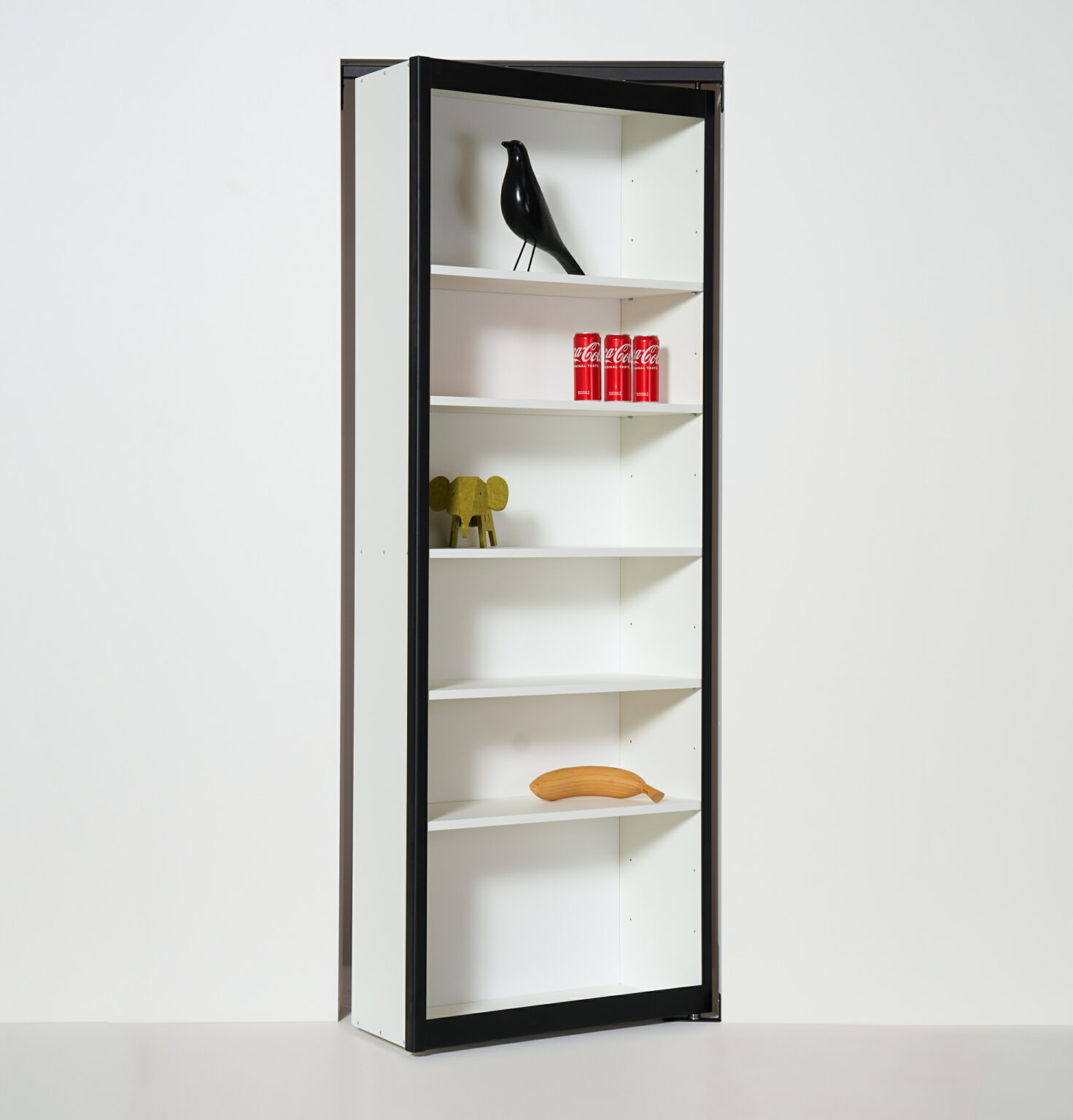 De iconische draaibare inzetkast van Kast in kast nu in kleur!