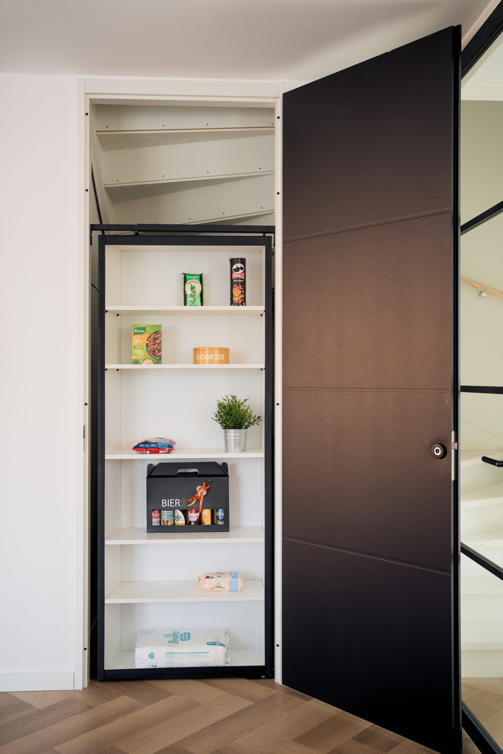 Kast in Kast: de handigste inzetkast voor extra opbergruimte!